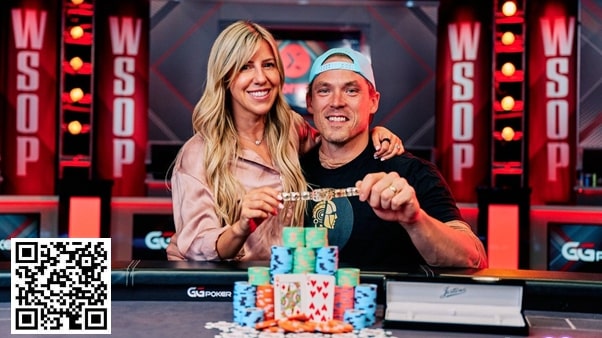 【红龙扑克】超过20个冠军头的衔牌坛新星 Alex Foxen - 红龙扑克